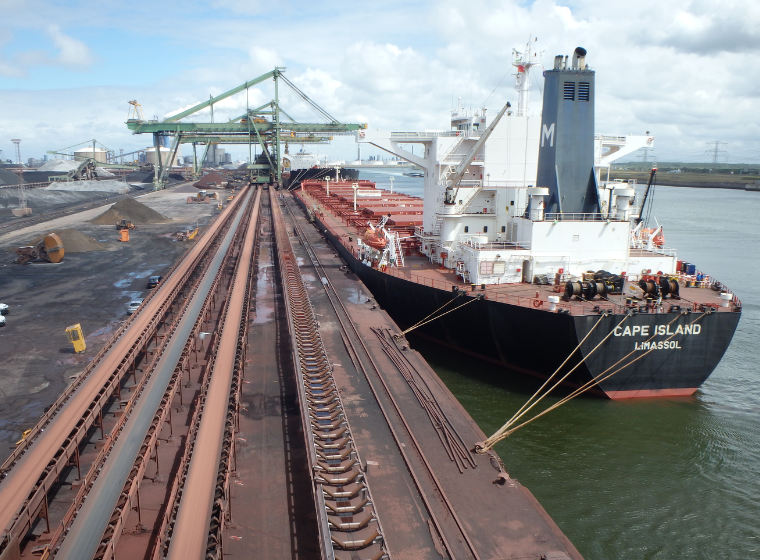 Bulk handling systems for Ports - Machinefabriek Stokman