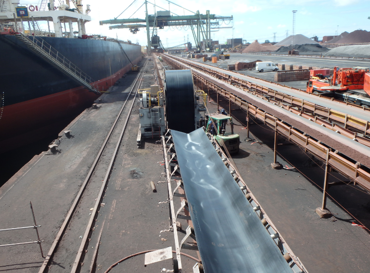 Dredger self-unloading systems - Machinefabriek Stokman